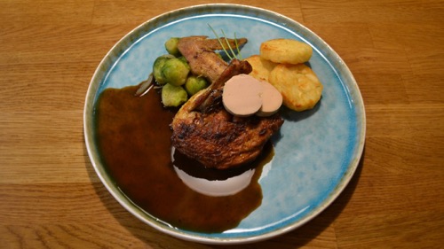 Suprême van parelhoen in Porto