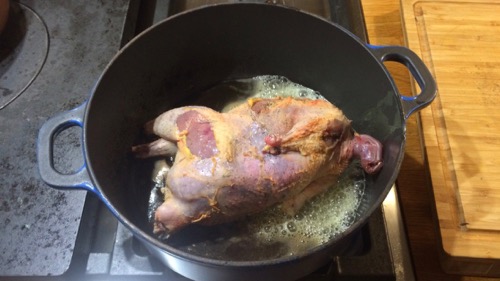 Patrijs in cocotte bereidt